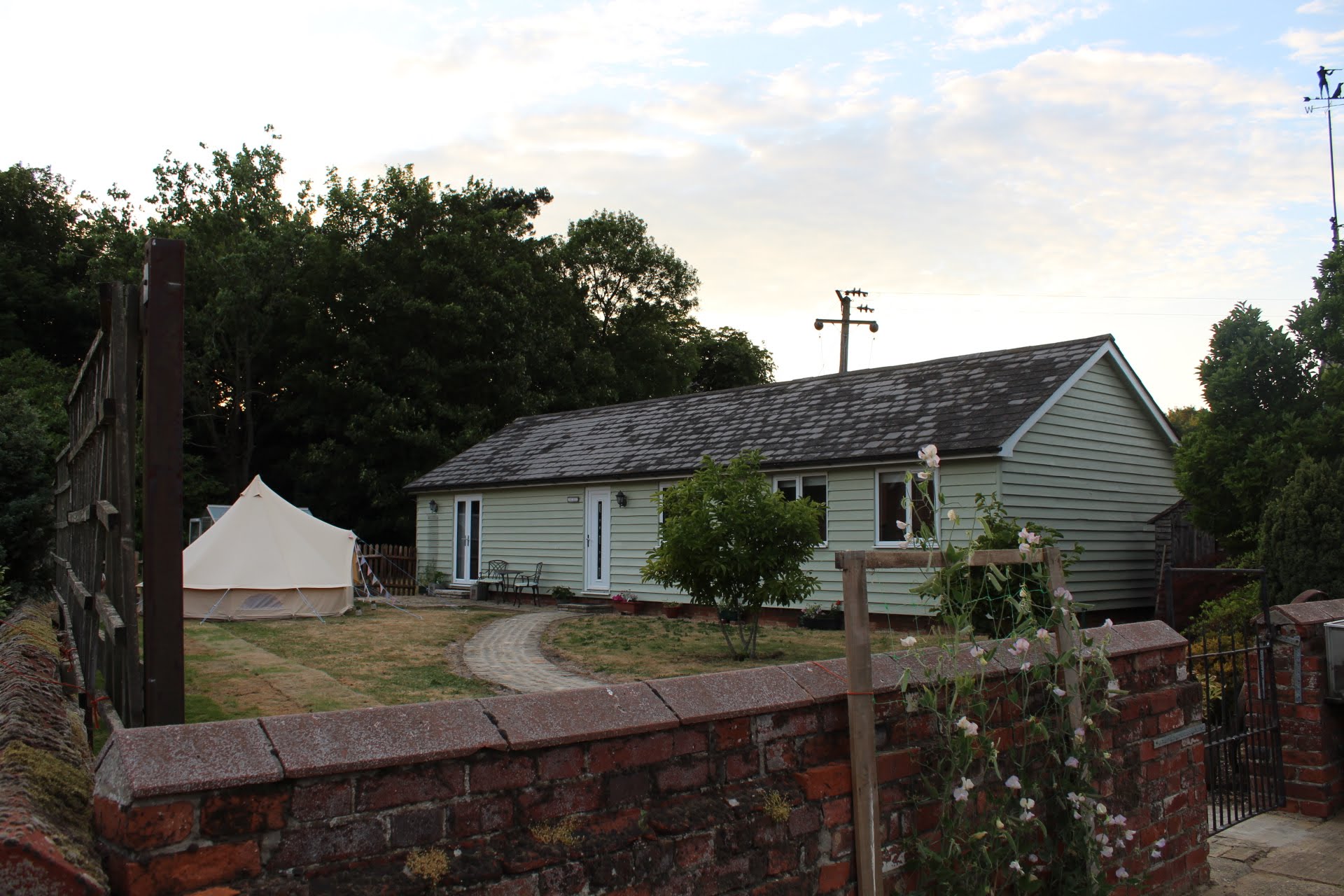 7583826080_img_117028129 – The Dell